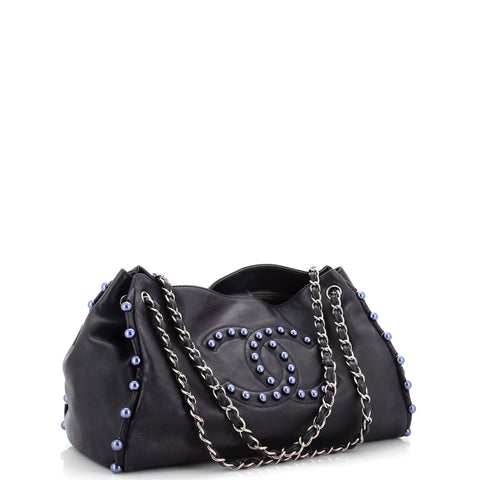 Chanel Pearl Obsession Accordion Tote Lambskin Medium Blue 2668411