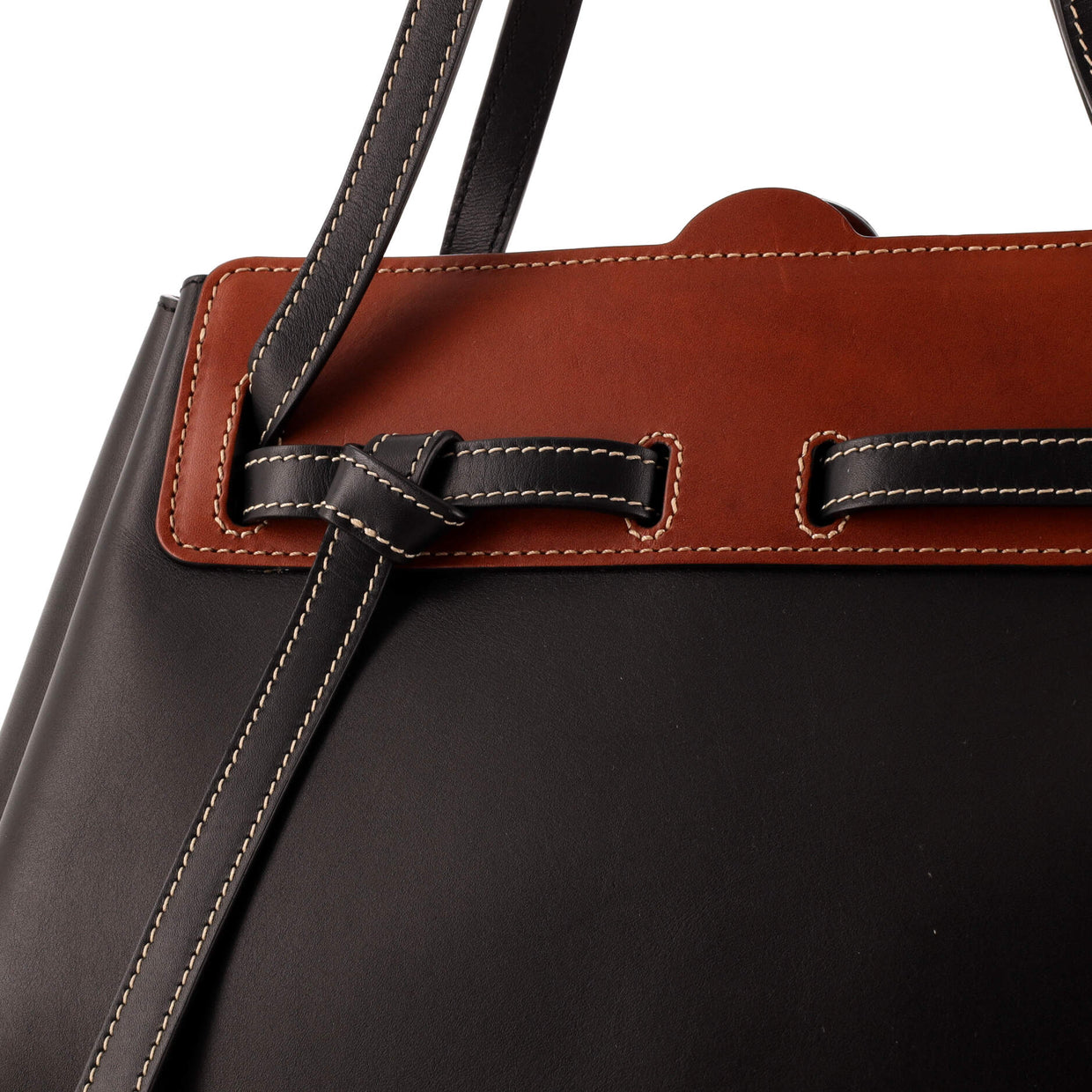 Loewe Lazo Bag Leather Black 27085531