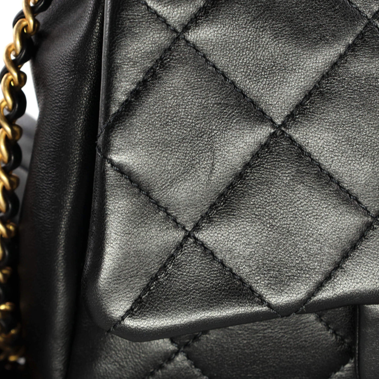 Chanel Side Packs Flap Bag Quilted Lambskin Small Black 22441057